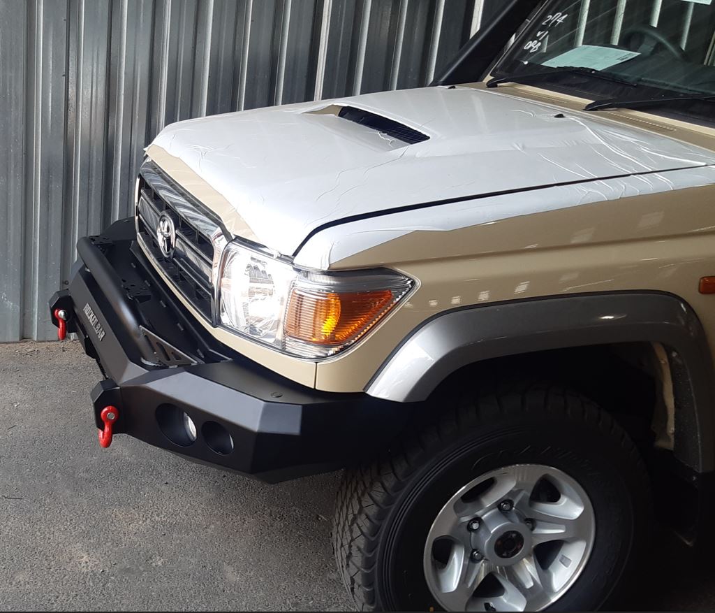 Toyota Land Cruiser 76/78/79 - MCC Rocker Bumper – Go-4LO Outdoor Equipment