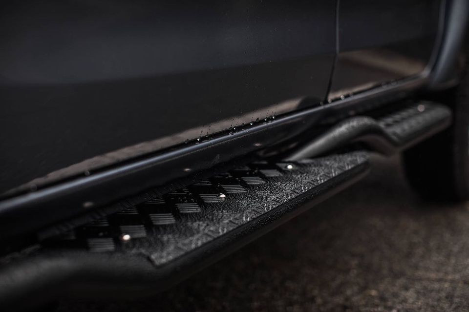 TOYOTA HILUX GD6 2016 + DOUBLE CAB MCC SIDE STEPS – Go-4LO Outdoor ...